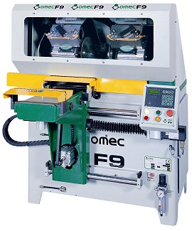Omec F9 automatisk fræser til hjørnesamlinger | P.E. Maskiner ANS